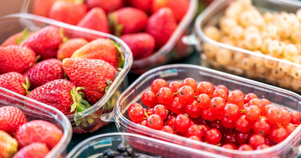 Barquettes de fruits : ne les jetez pas, elles sont plus utiles que ...