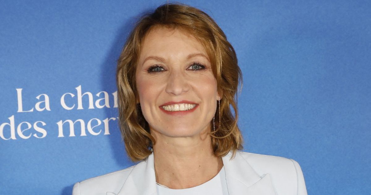 Alexandra Lamy rayonnante, elle adopte le carré idéal pour donner du ...