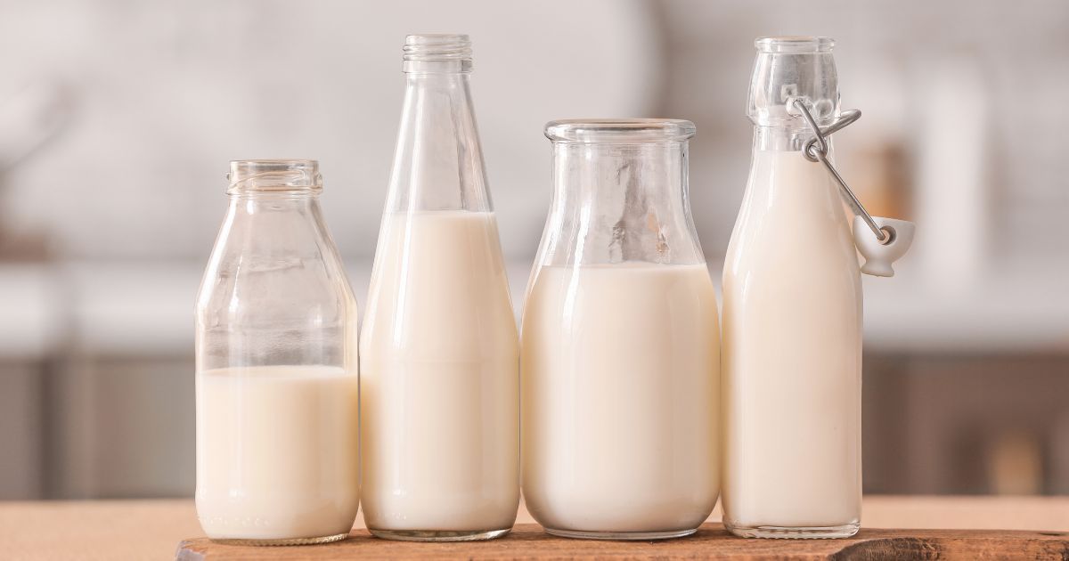Congeler du lait : c'est possible et voici comment le faire sans risque