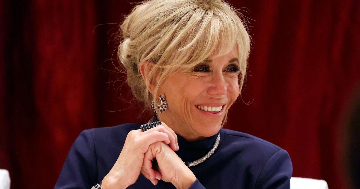 PHOTO. Brigitte Macron sublime dans un ensemble en tweed très chic et ...