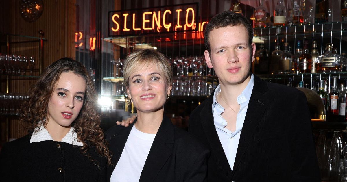 Qui est Noé Boon, le fils de Dany Boon et Judith Godrèche ? (qui ...