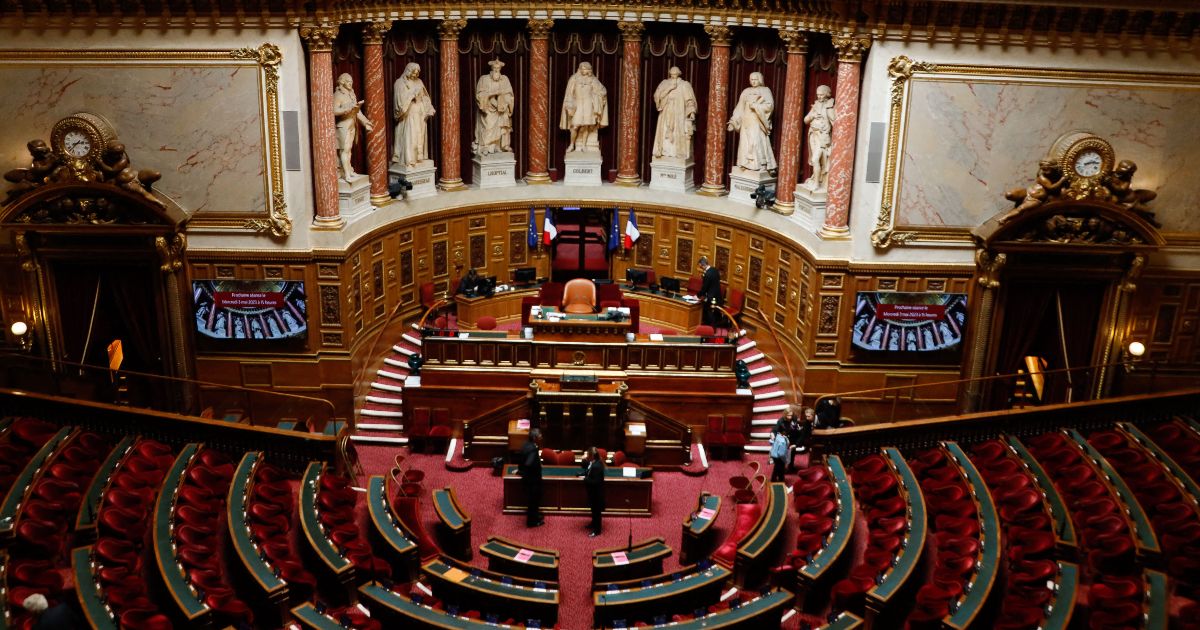 Scandale au Sénat : Sextape, maitre-chanteuse, intimidation... que sait ...
