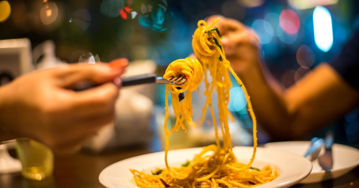 Ce Chef vous dévoile le secret pour enfin bien manger des spaghettis ...