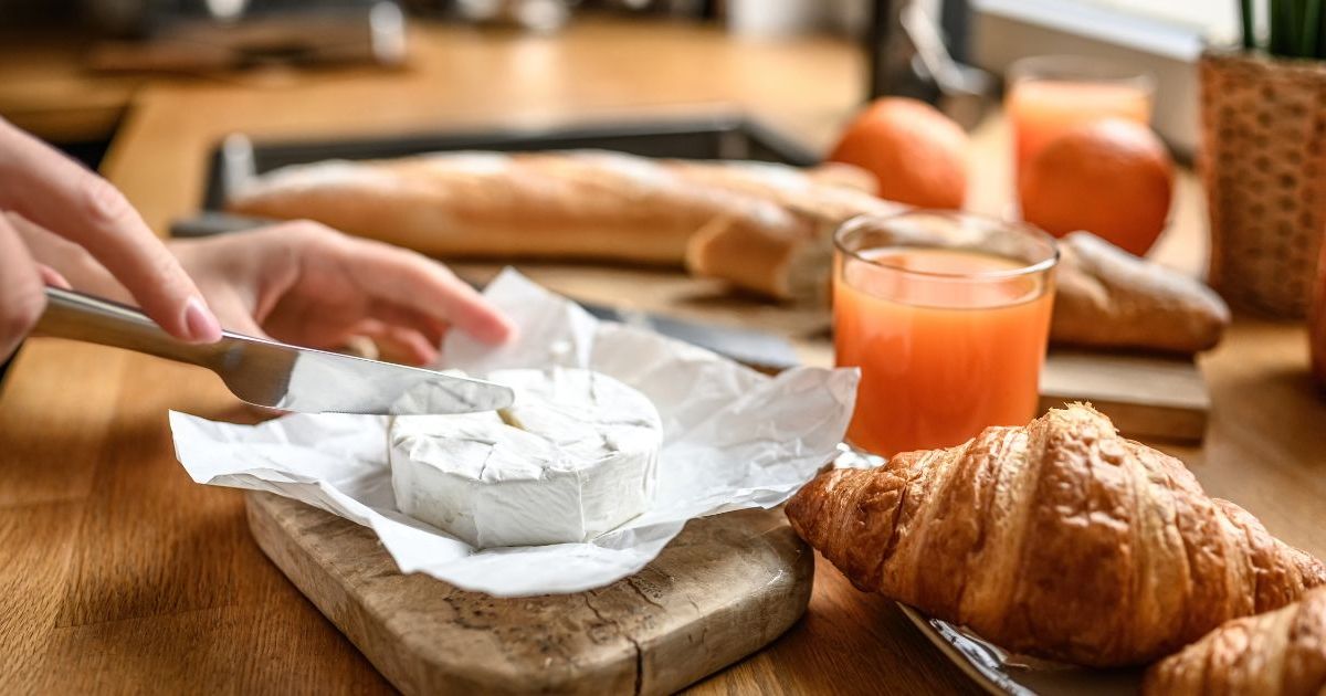 Ce fromage très riche en protéines est idéal pour nous aider à prendre ...