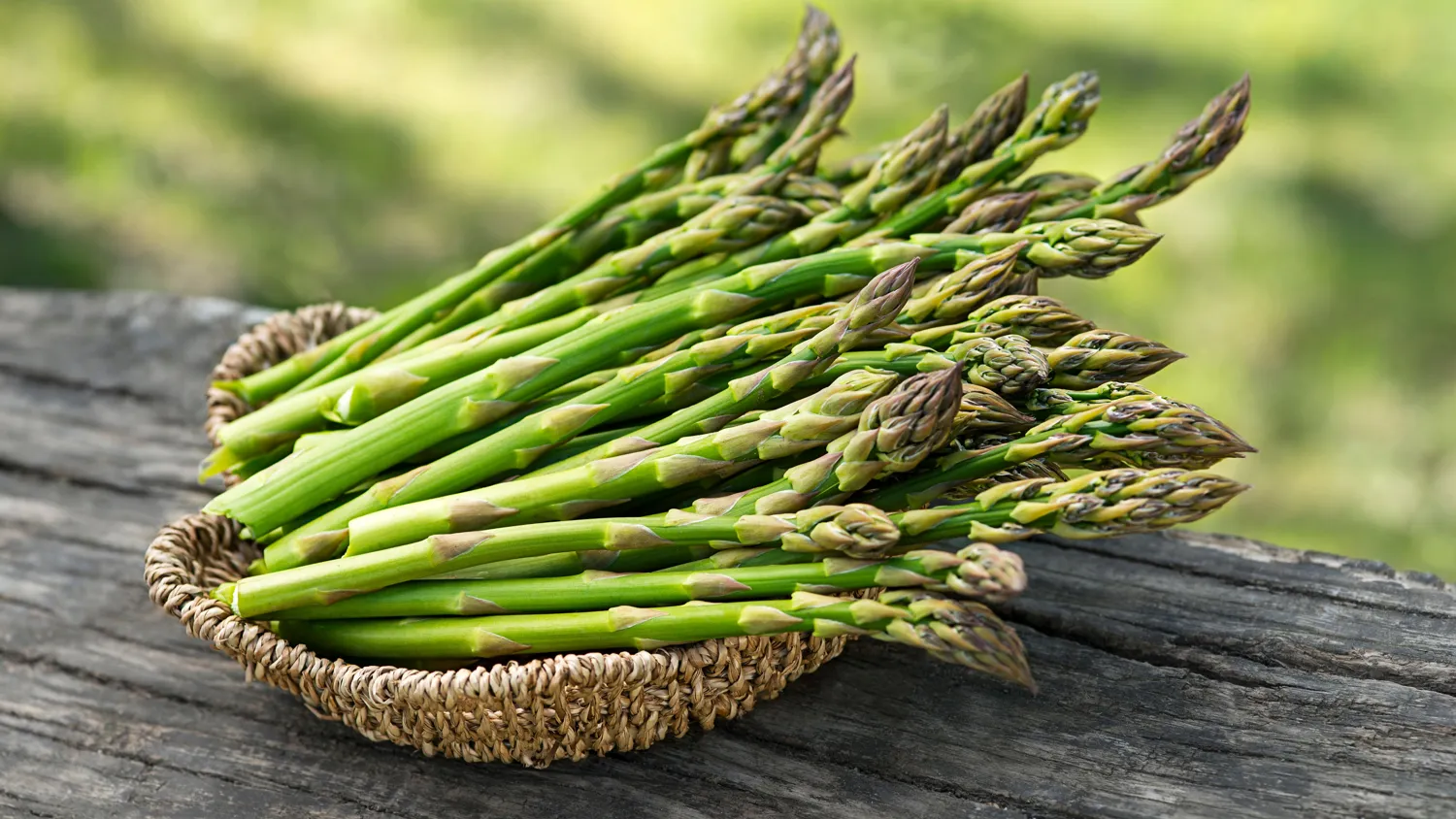 Voici comment cuisiner vos asperges au Airfryer pour qu'elles soient ...
