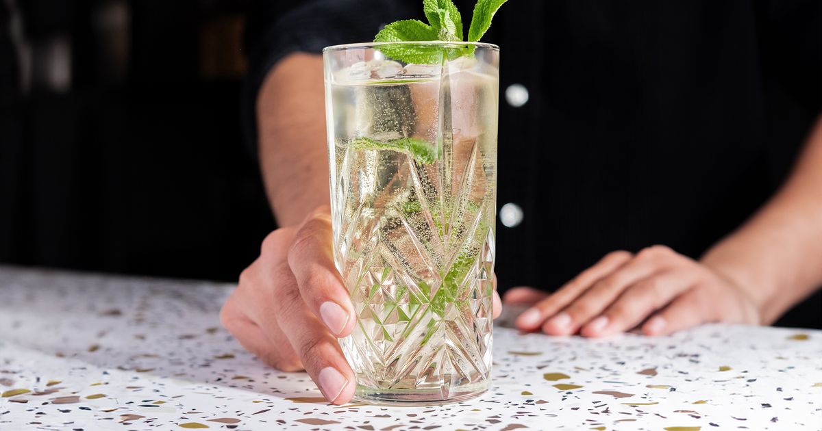 Vous n'aimez pas le Whisky ? Ce cocktail hyper rafraîchissant va ...