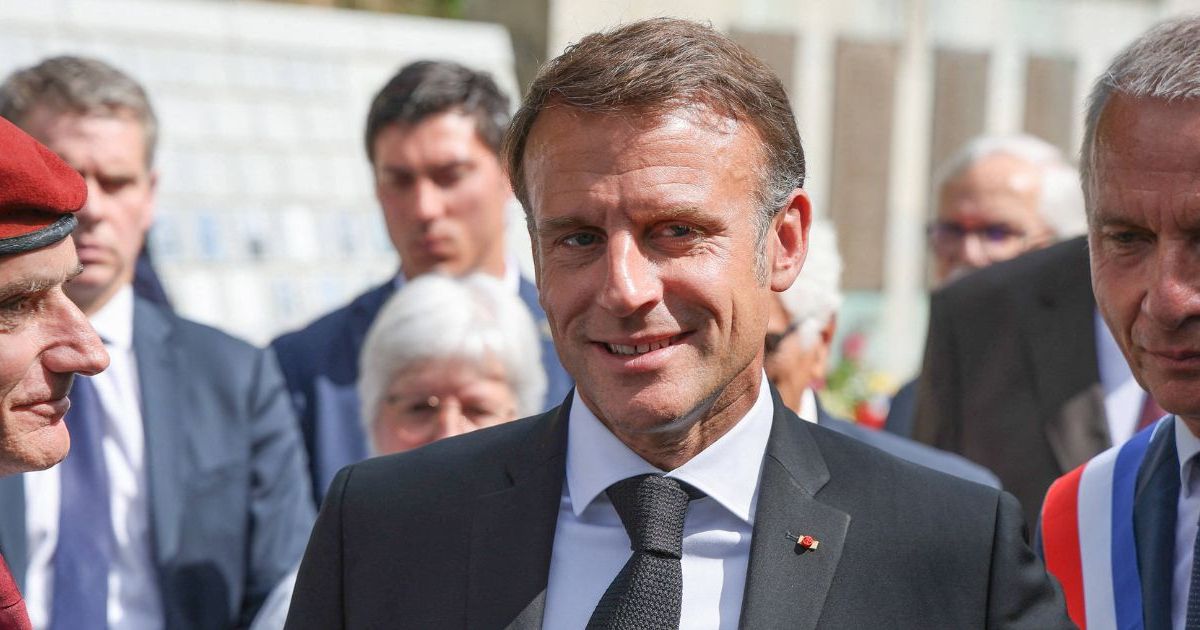 PHOTOS - Emmanuel Macron : sa ressemblance frappante avec son petit ...