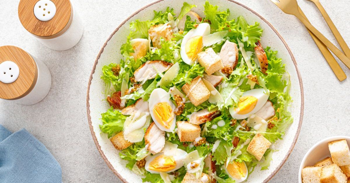 Cette recette de salade césar light est parfaite si vous cherchez une ...