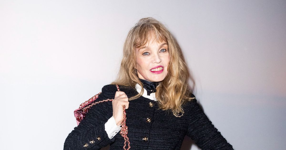 Jeux Olympiques de Paris 2024 : Arielle Dombasle enchantée par le rôle ...