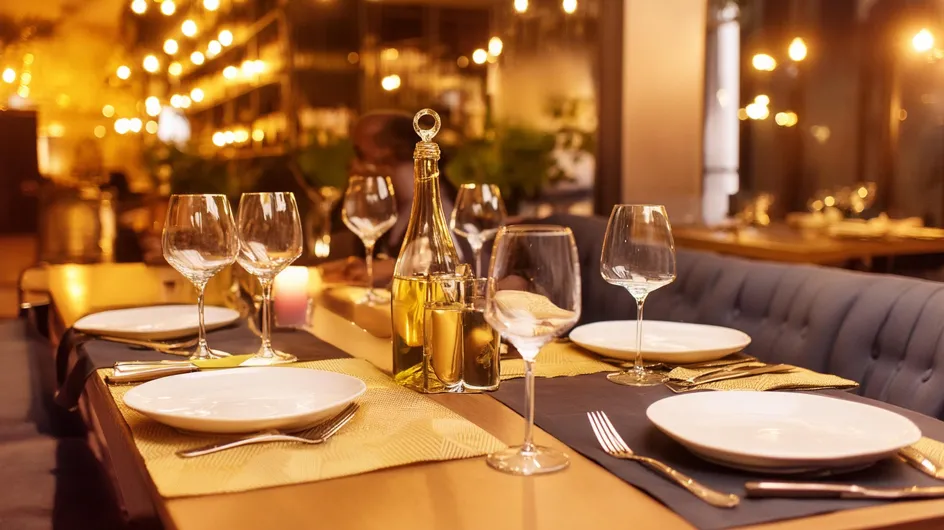 Pourquoi vous devriez toujours choisir les tables avec une nappe au restaurant