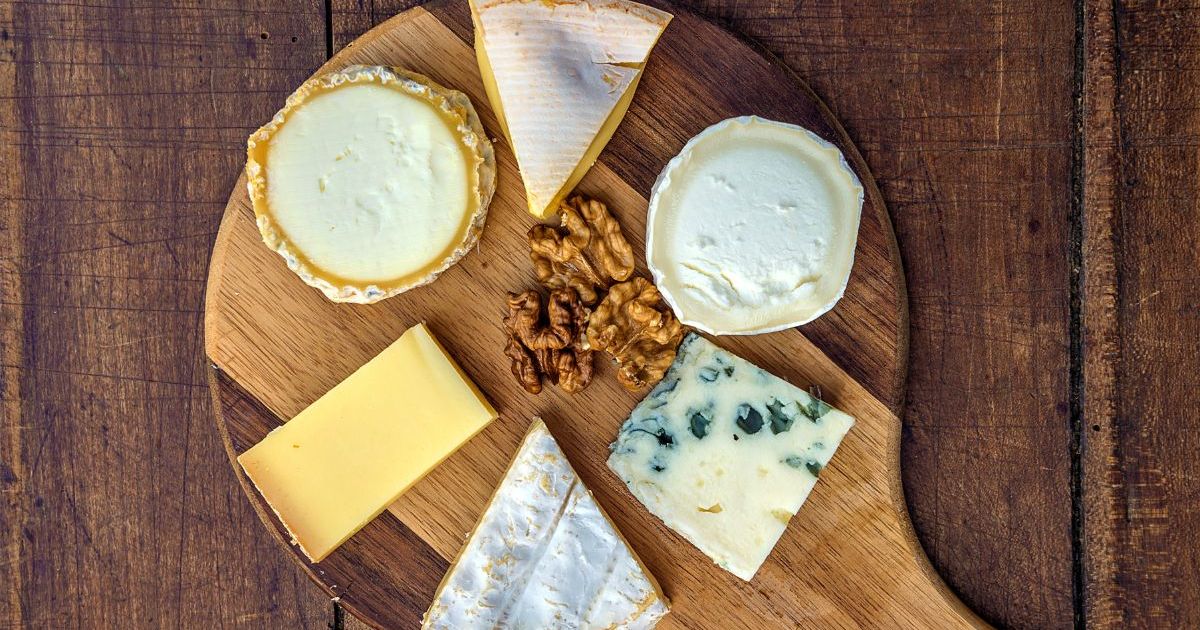 Quel fromage sent le plus mauvais ? On a la réponse ! (Mais on en ...