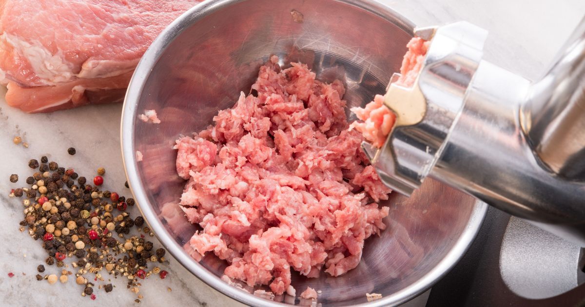 Rappel produit : ne consommez pas cette chair à saucisse vendue en ...