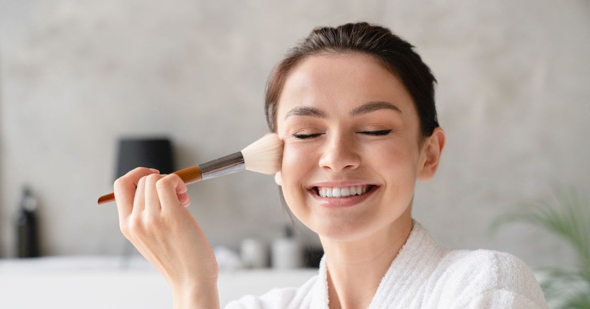 "Blush candy cane", cette méthode pour appliquer son blush donne à vos ...