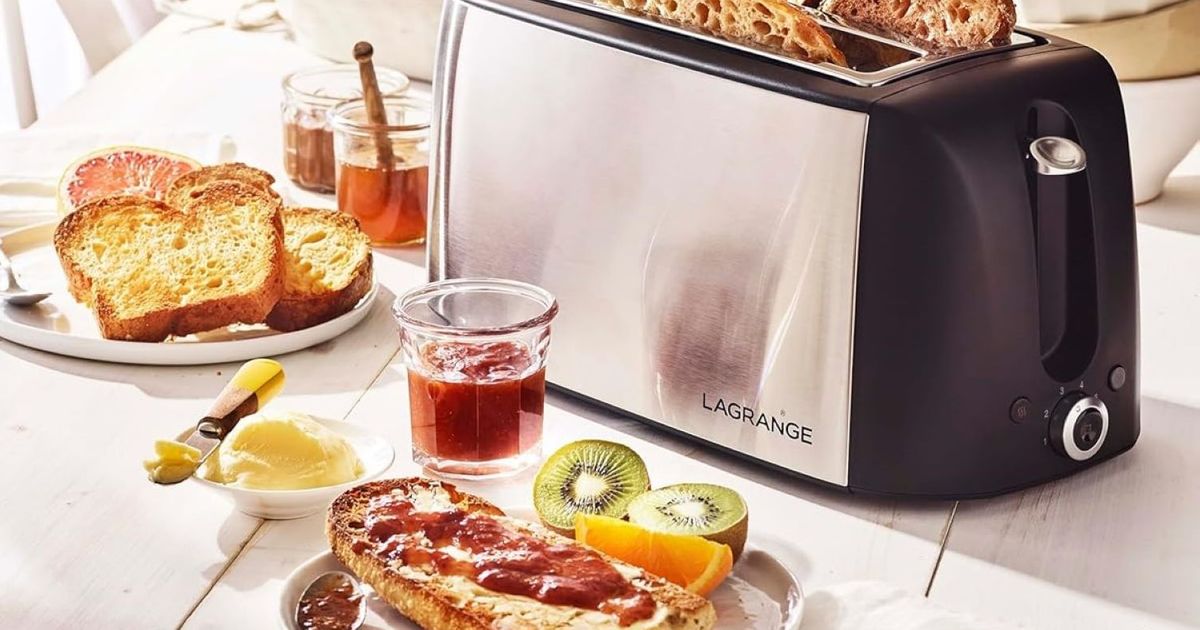 Ce grand grille-pain vous permet de griller 4 tranches en même temps