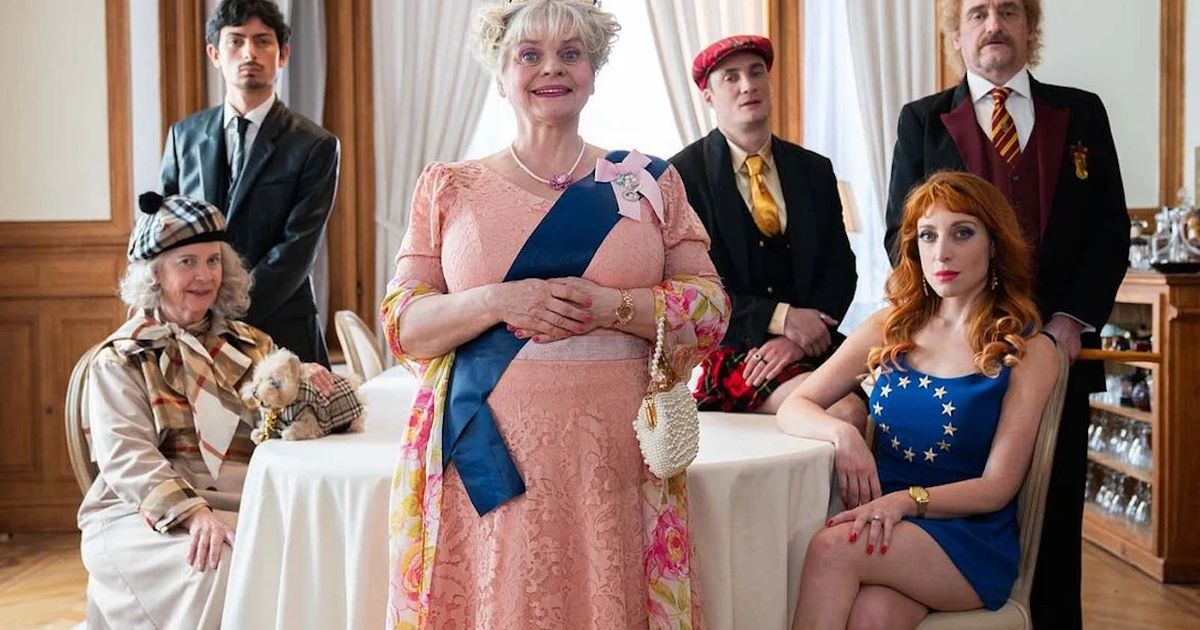 Les Tuche : voici le salaire impressionnant des acteurs (ils gagneraient jusqu’à 3 millions d ...