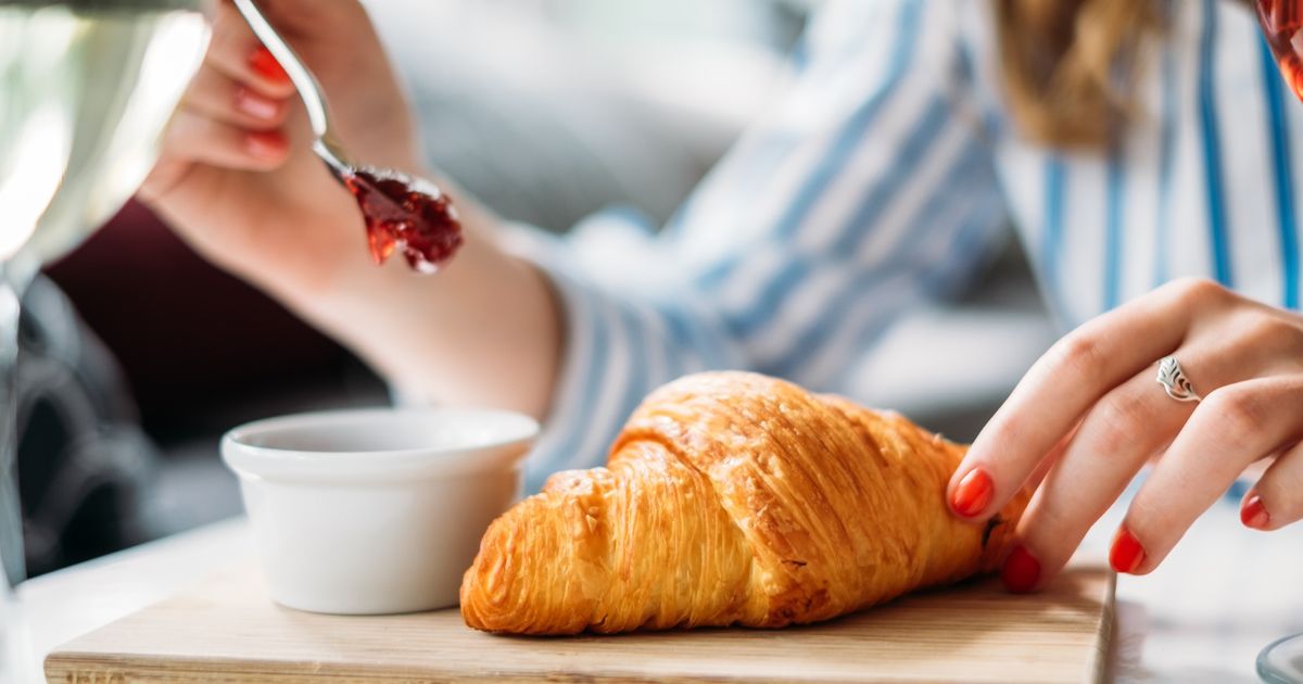 Glycémie : voici ce qu’il faut manger avec une viennoiserie pour éviter ...