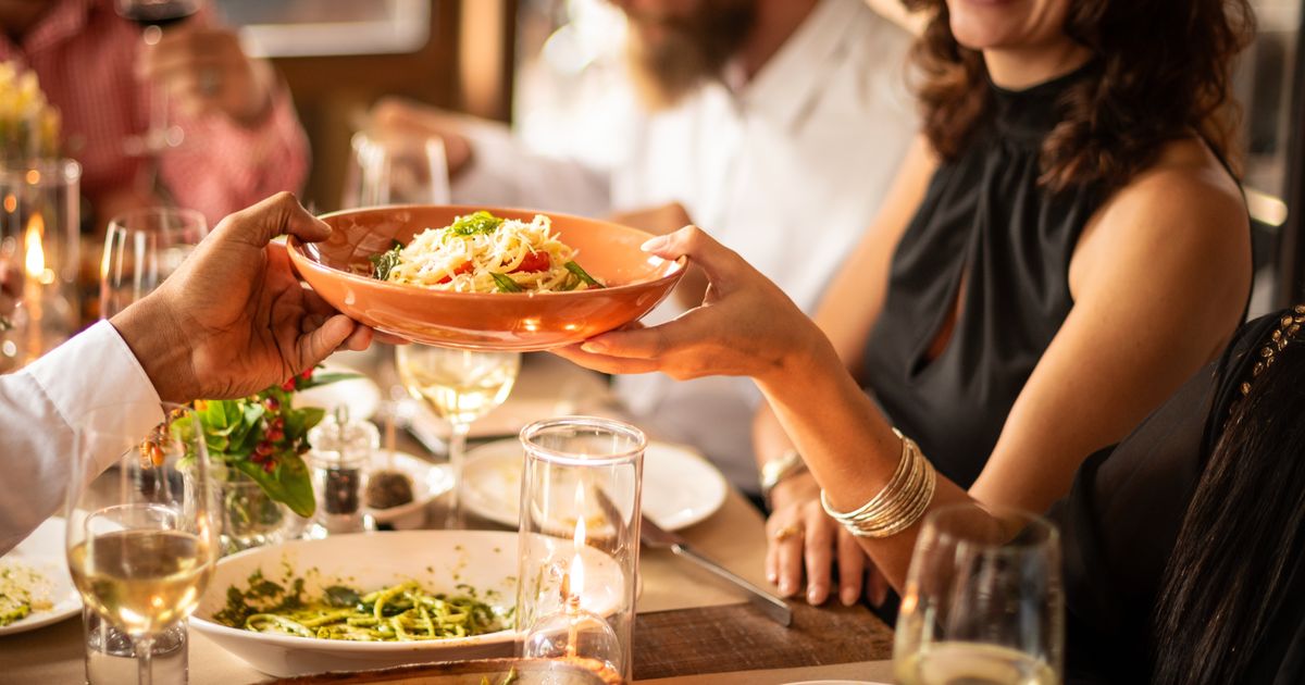 Cet outil étonnant pourrait vous aider à manger plus lentement et avoir ...