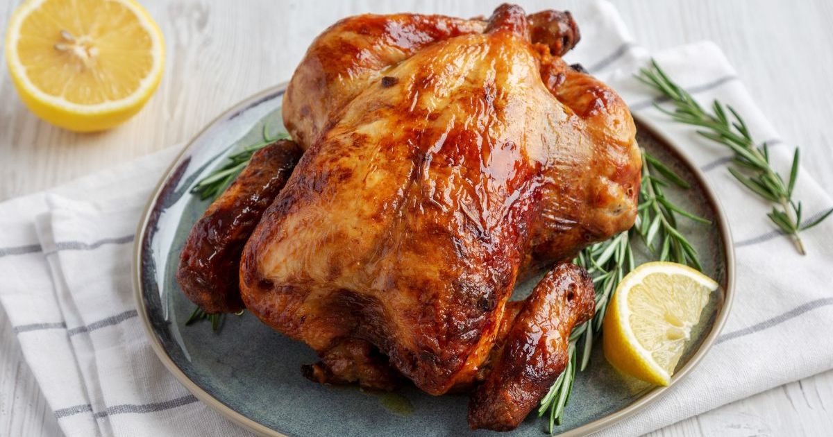 Votre poulet rôti aura encore plus de goût que d'habitude grâce à cette ...