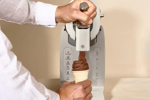 J'ai testé la machine à glace et granités Freezi de Moulinex et voici ...