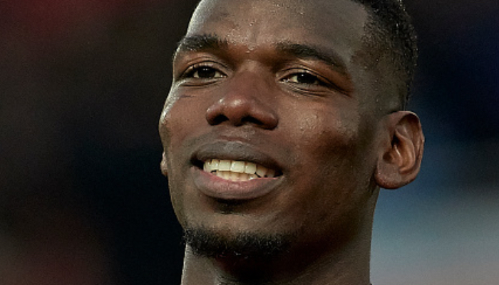 Jeune et fier papa, Paul Pogba pose avec son fils sur Instagram
