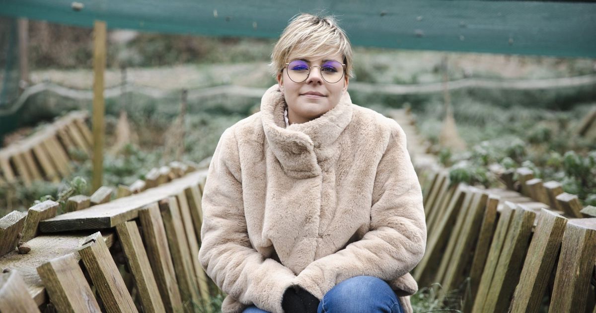 L'Amour est dans le pré 2023 : Perrine, la jeune candidate atteinte de ... L'Amour est dans le pré 2023 : Perrine, la jeune candidate atteinte de ...