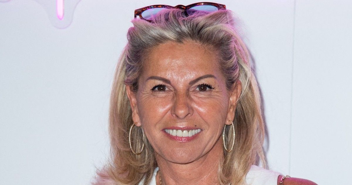 Caroline Margeridon (Affaire Conclue) fait sensation à 56 ans dans un ...
